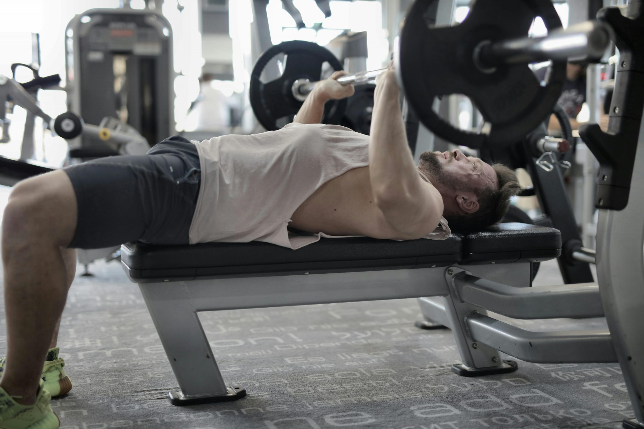 How to Calculate Bench Press Weight - WeightsAndGlory